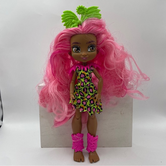 Toys | Cave Club Fernessa Prehistoric Fashion Doll 8 By Mattel 88 ...